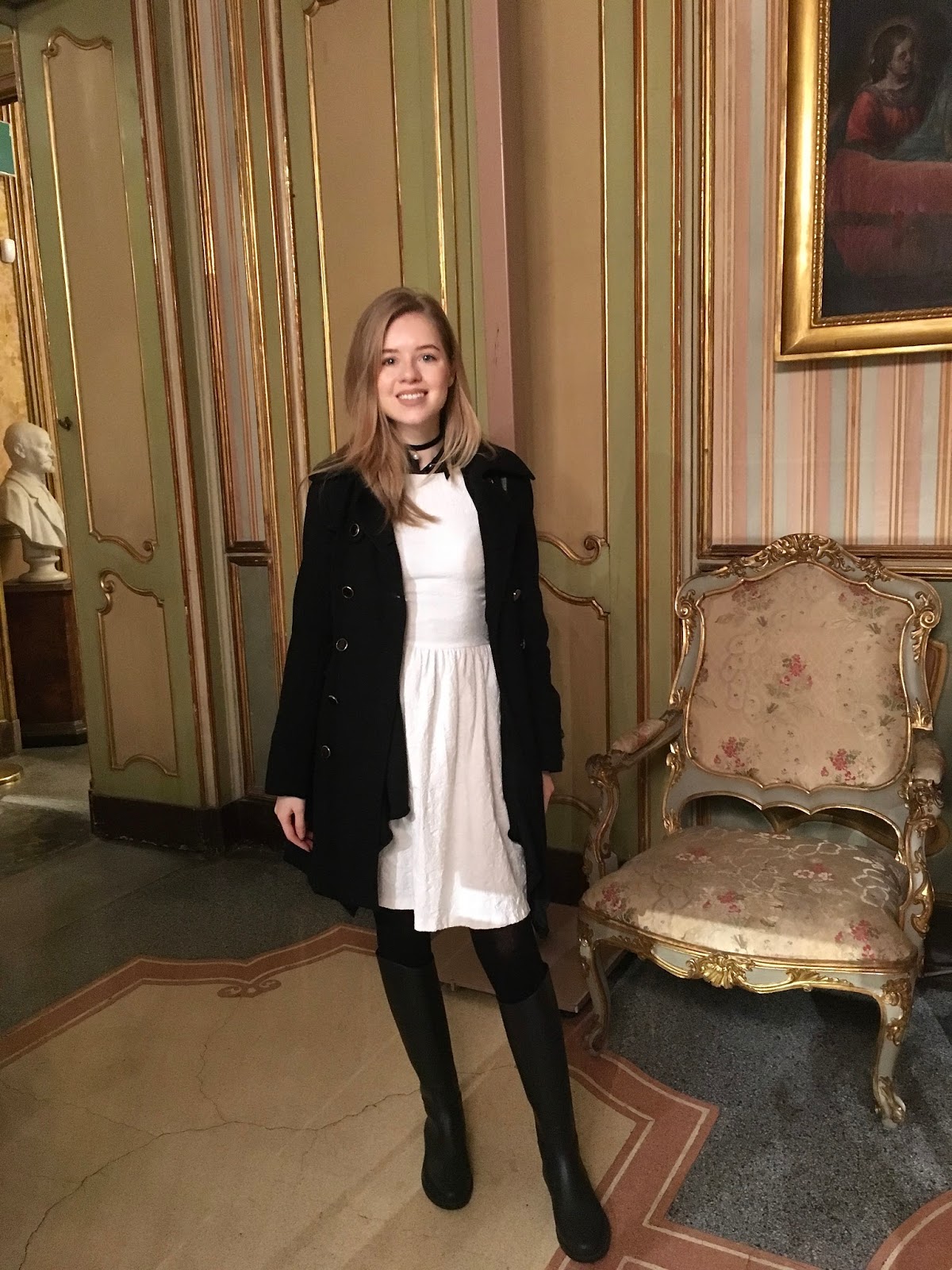 Preppy in the Rain | Carina Vardie