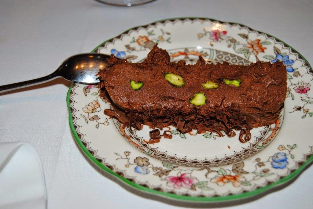 MY COSMOPOLITAN KITCHEN: CHOCOLATE AND PISTACHIO SEMIFREDDO