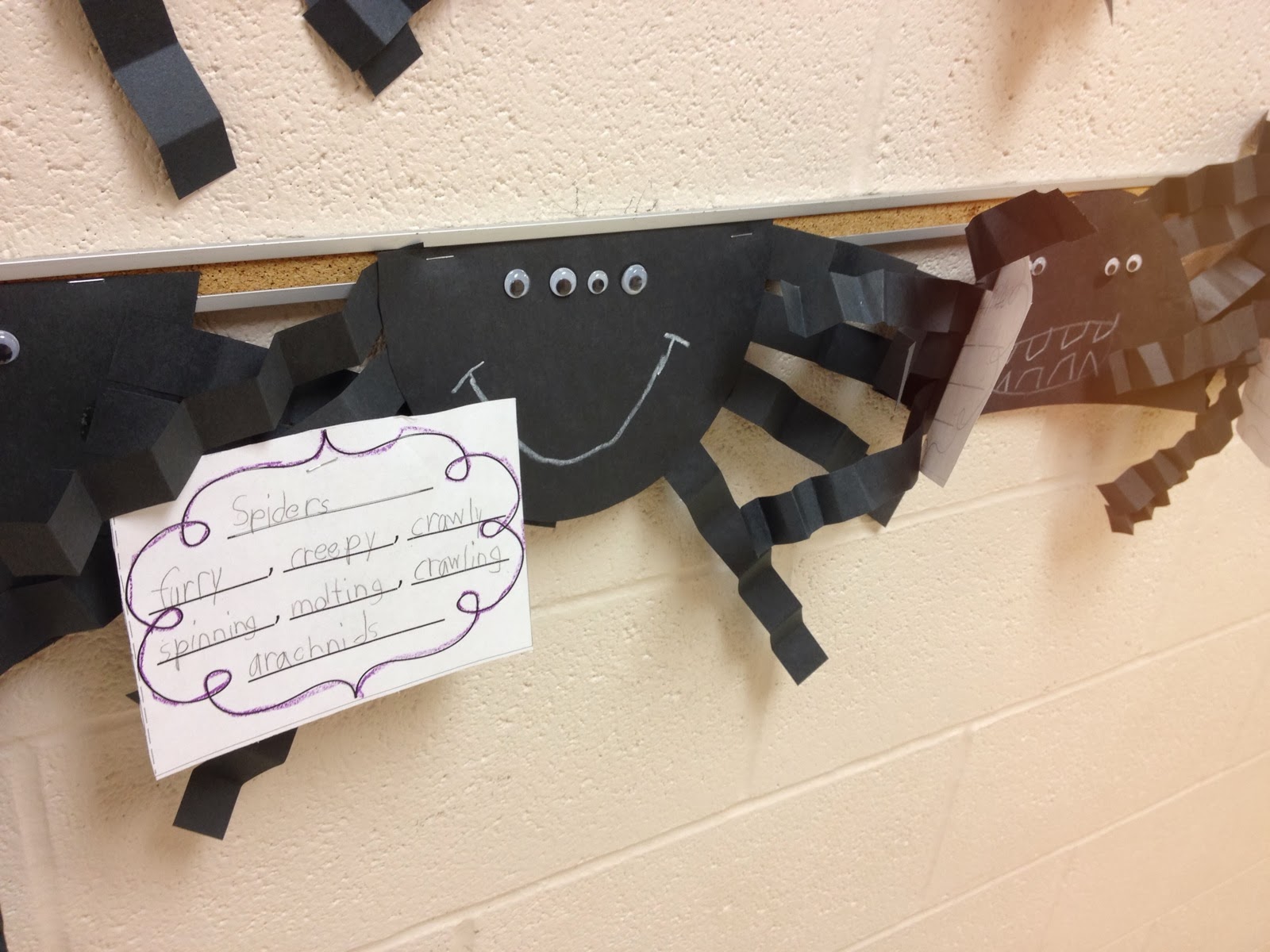 Simply Second Grade: Spider Week! {LOTS of FREEBIES}