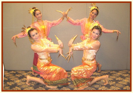 amazing-thailand: -Traditional Thai theater and dance