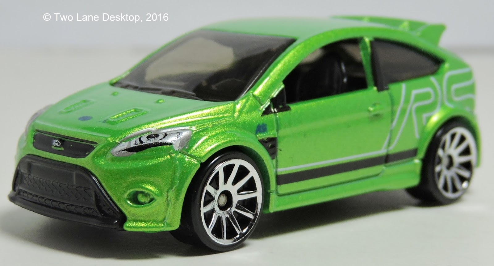 Hot Wheels 2009 and 2016 Ford Focus RS