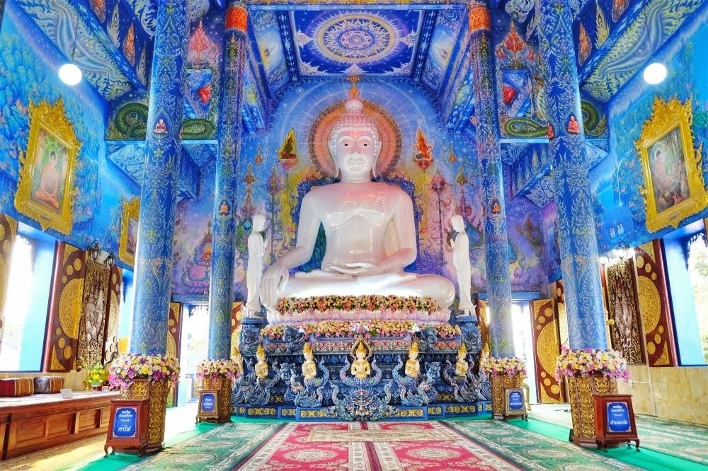My Time Capsule: Chiang Rai: The Blue Temple - Wat Rong Suea Ten
