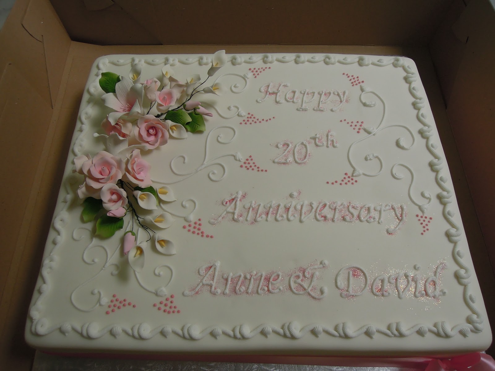 The Family Cake Company Blog: Some Pretty Cool Cakes