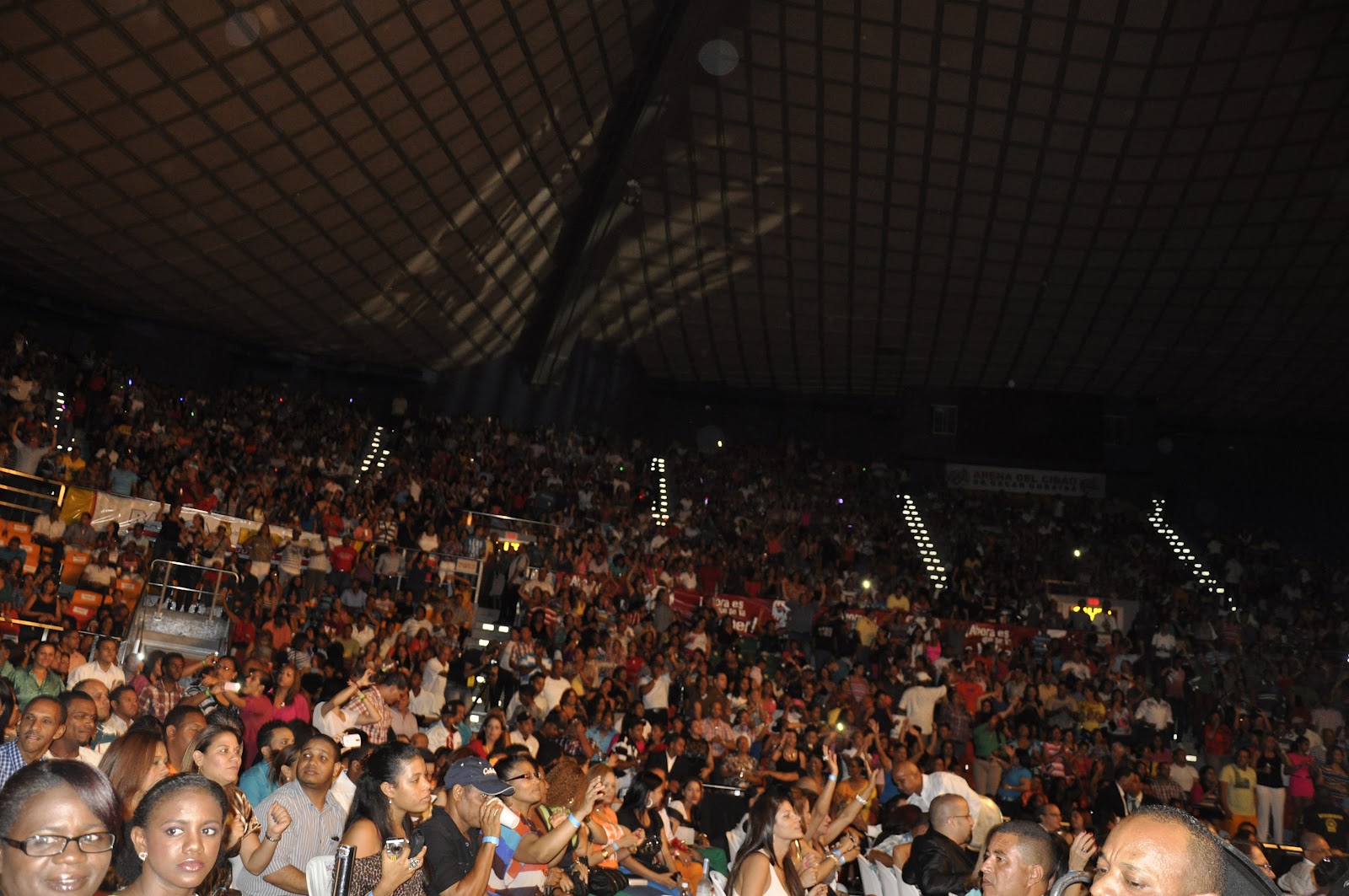 EnXclusiva: HECTOR ACOSTA VUELVE A TRIUNFAR EN LA GRAN ARENA DEL CIBAO