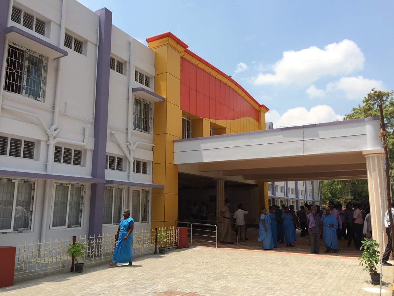 PRO SOUTHERN RAILWAY SALEM: New Railway Hospital building at Erode ...