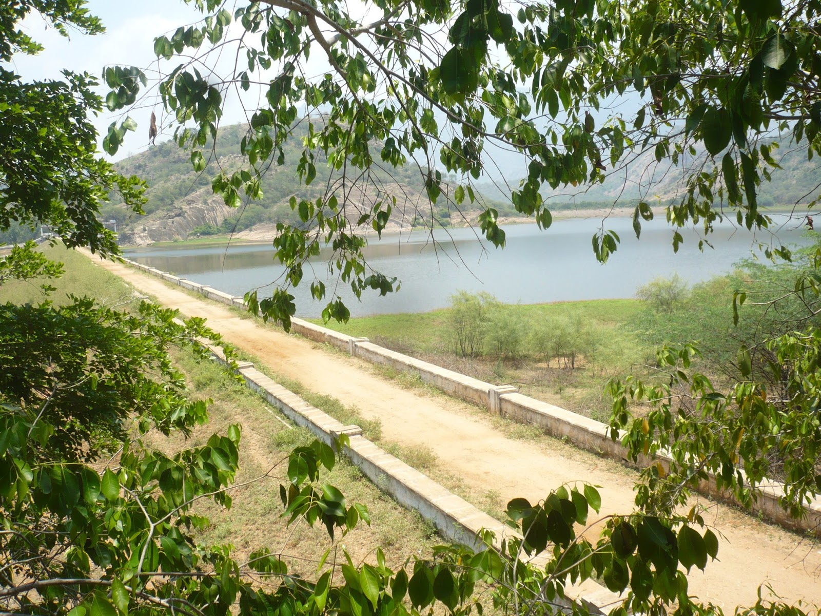 Tamilnadu Tourism: Pilavakkal Dam, Vathirairuppu (Watrap), Virudhunagar