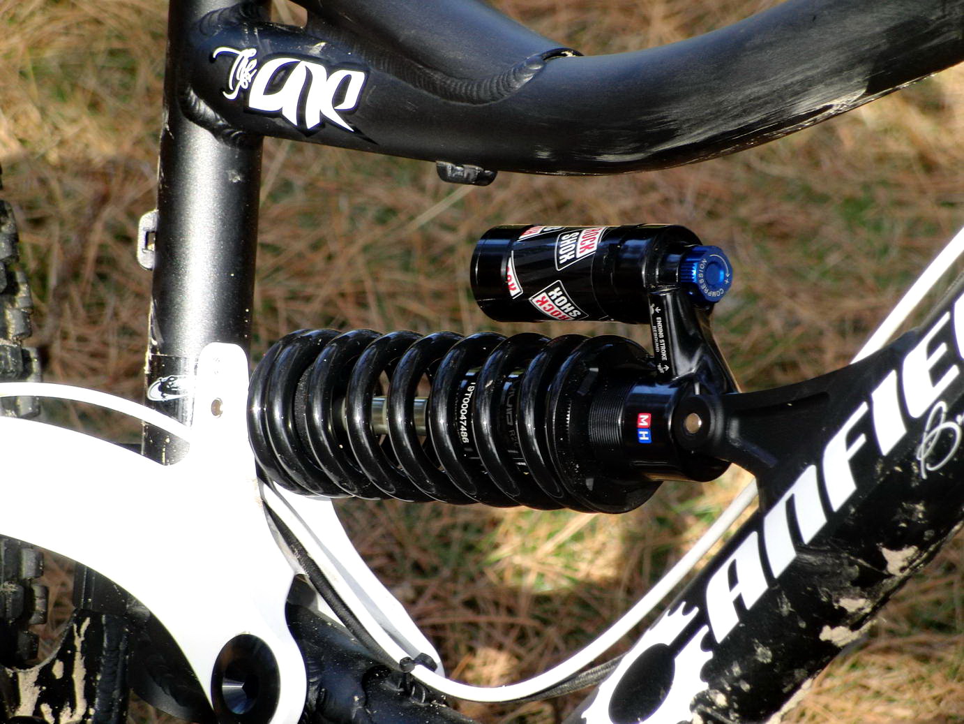 All Mountain Next: Review: Rock Shox Vivid R2C 2011
