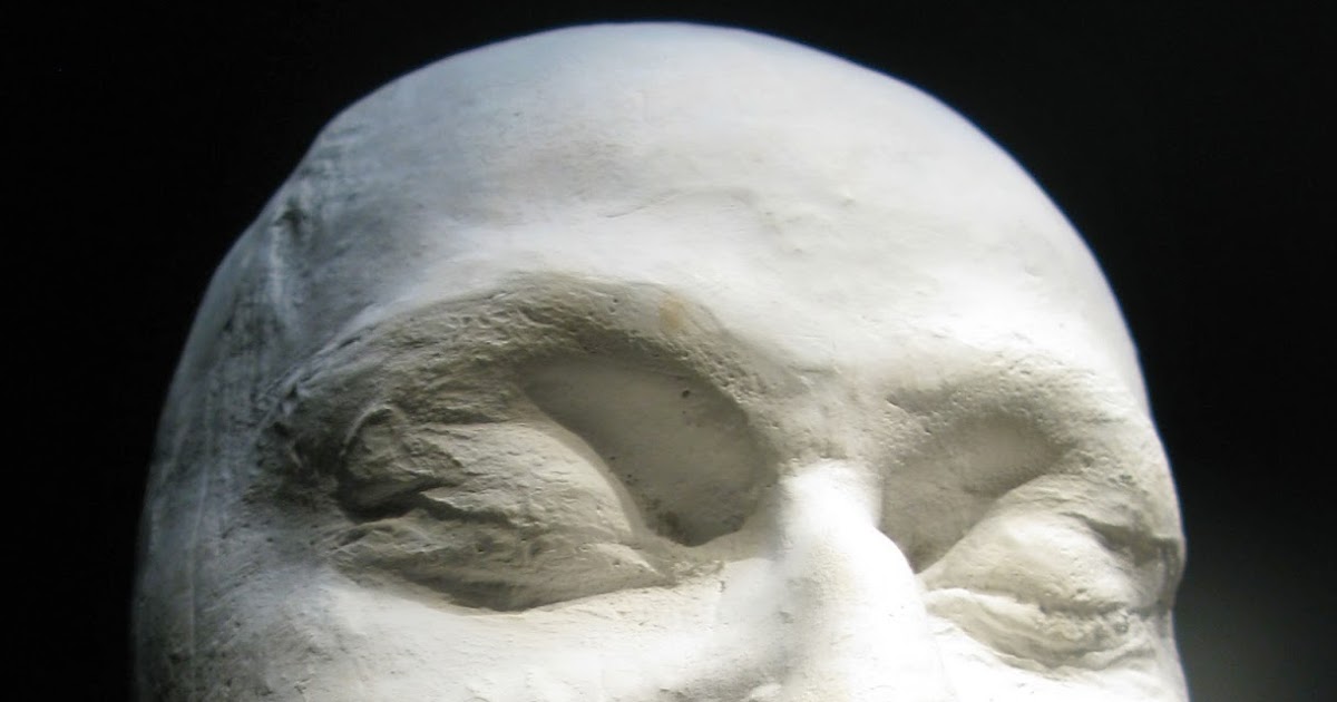 OUTSIDERS - IL MUSEO IMMAGINARIO: L'ULTIMO SGUARDO E LA BEFFA DEL SORRISO.