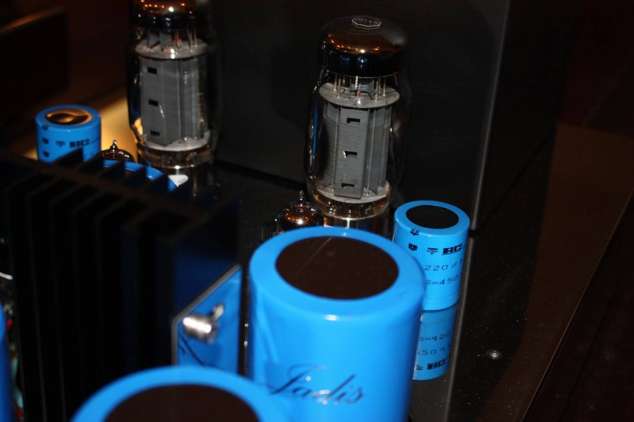 Jadis Electronics JA500 – M & S | Ultimate High-Fidelity