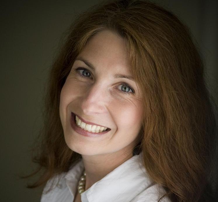 An Avid Reader's Haven: Renee Vincent - Romance Author