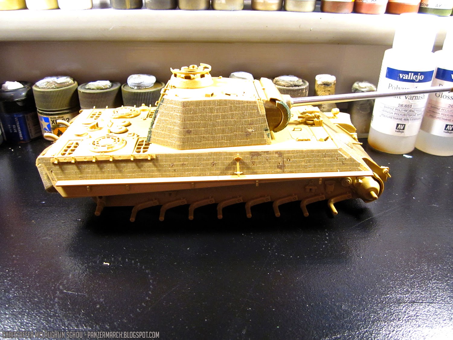 Panzer March!: Panther G, Early - Tamiya - 35170 - Assembly
