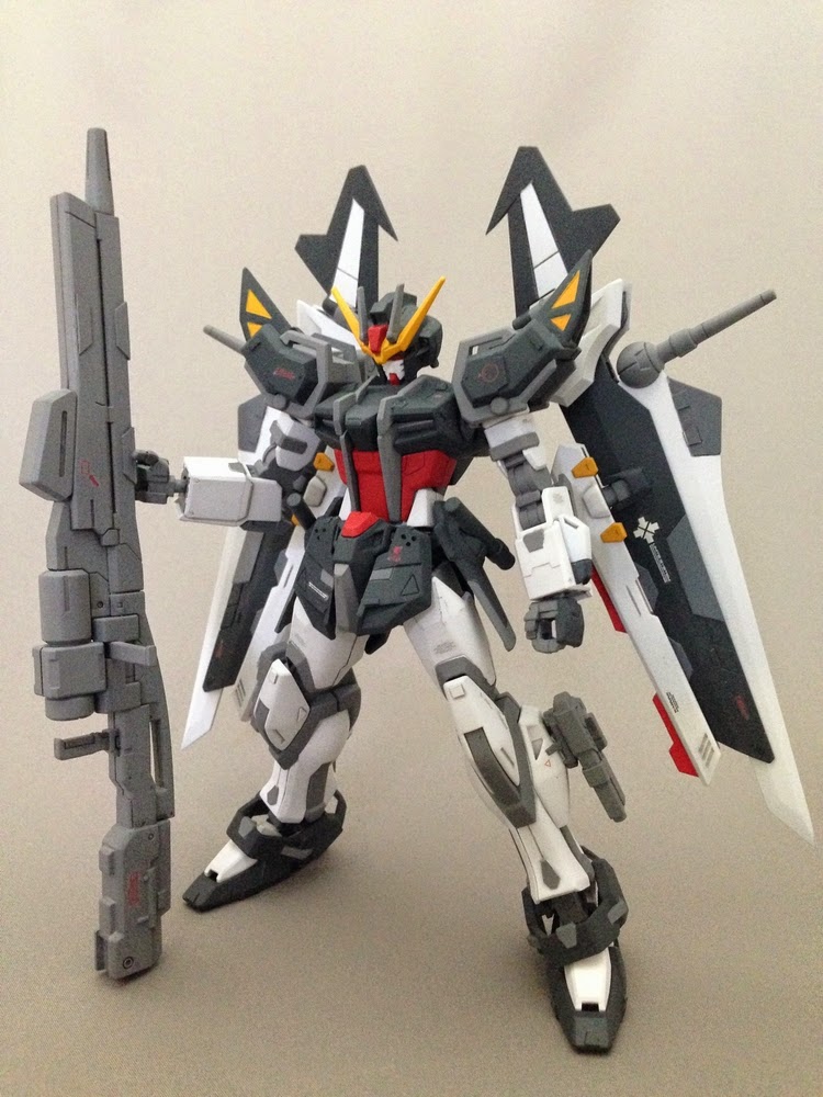 Strike Noir Gundam Hg