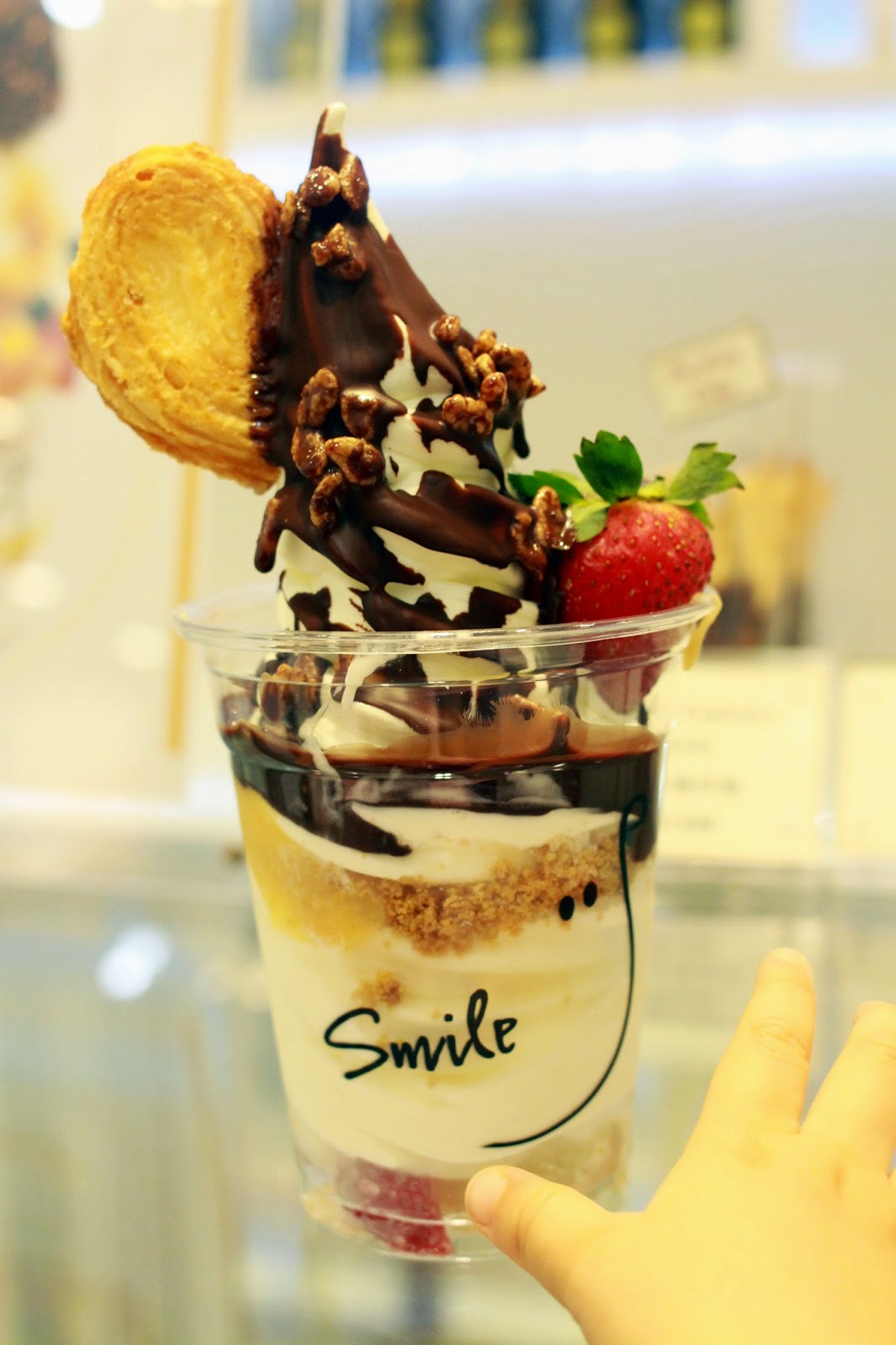 Smile Yogurt & Dessert Bar 以微笑迎接週末吧 (^_^)