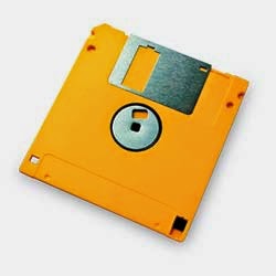 blog blog: PERKEMBANGAN MEMORY EKSTERNAL