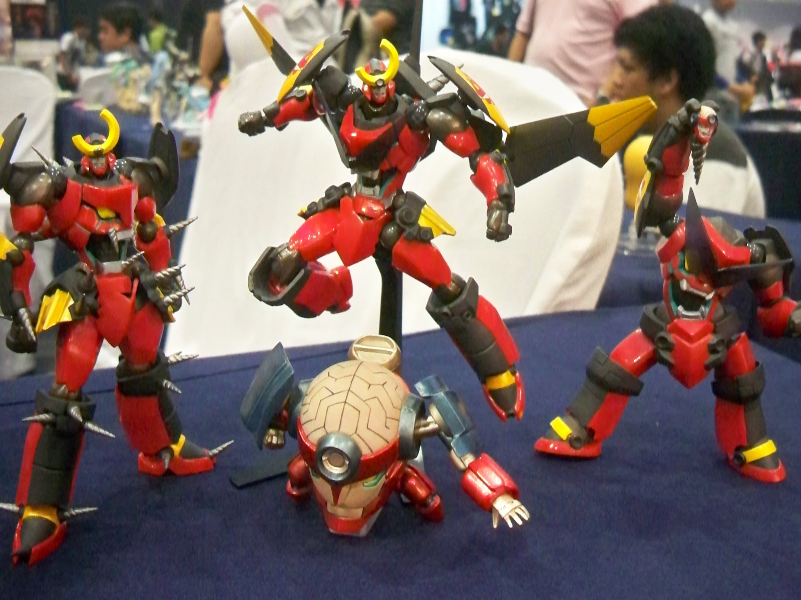 Build and Shoot: THE BEST OF ANIME 2012: ANIME FIGURES