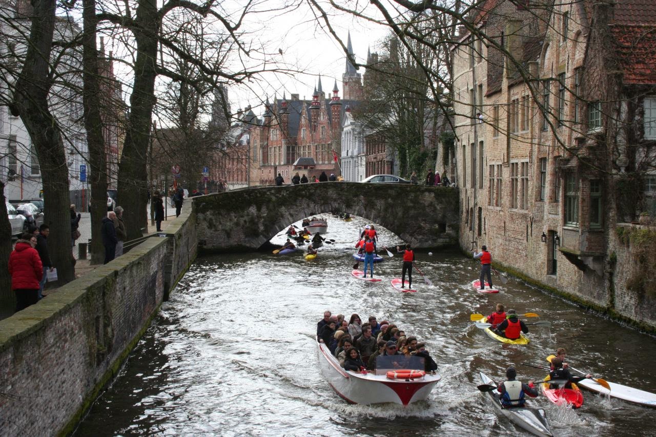 Kwitsoender : 5 bijzondere Brugse bruggen...