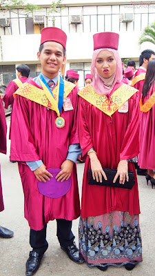 The Graduation Rites / LILPINK | A Hijabi's Cup of Tea