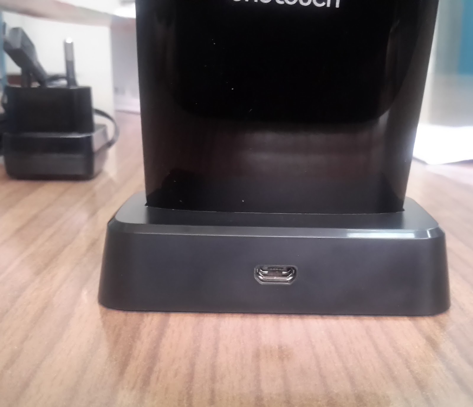 МОИ ИНТЕРЕСЫ: Alcatel 2004G. Плюсы и минусы бабушкофона.