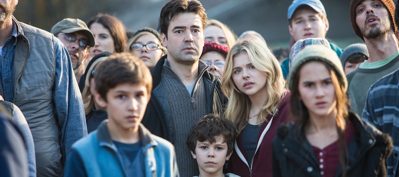 The Reel Roundup | Everything Movies & More: 'The 5th Wave' Blu-ray ...