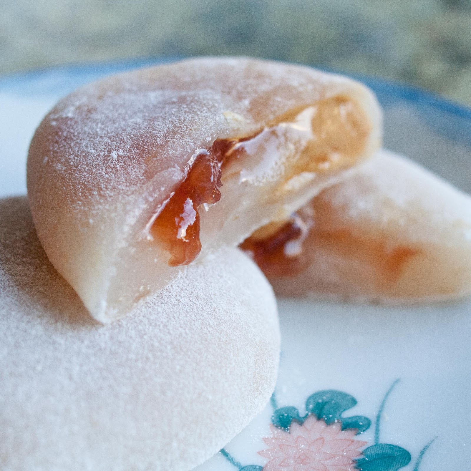 FOODjimoto: Peanut Butter & Jam Mochi