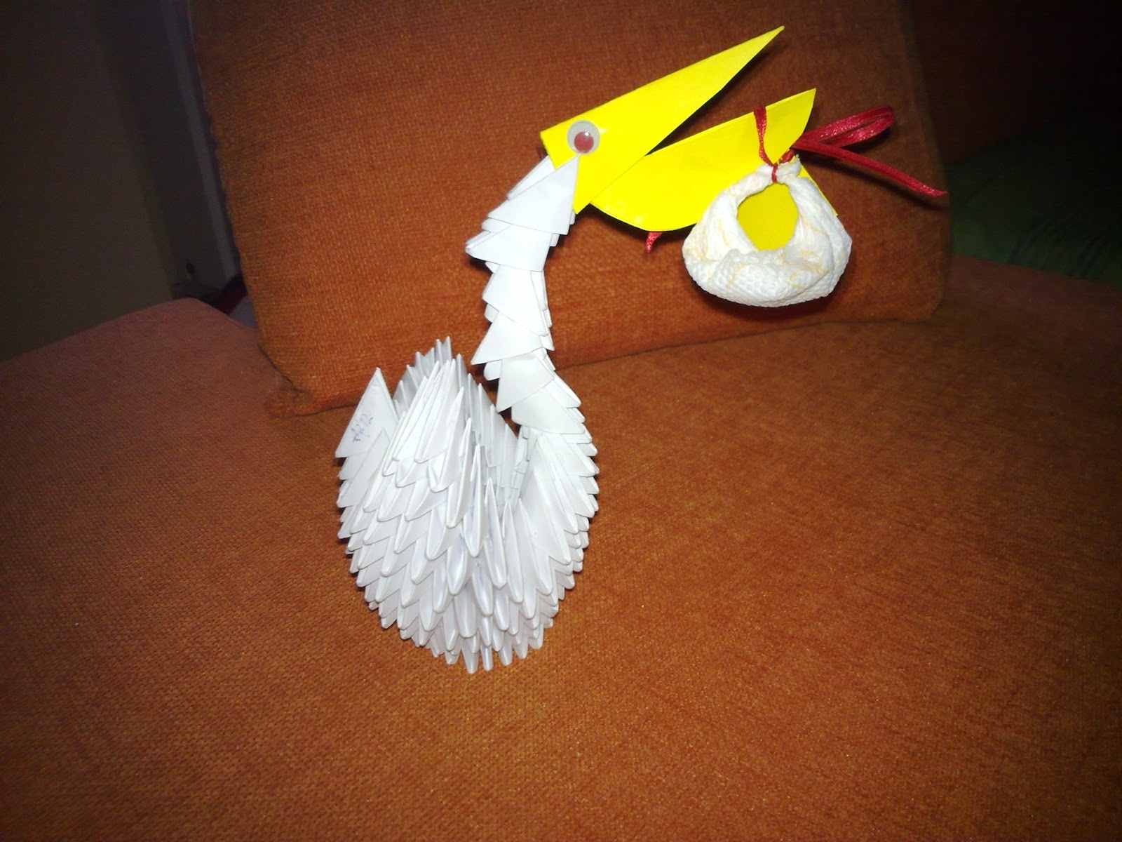 fifirixtras handmade: πελαργός origami_paper stork carring a baby