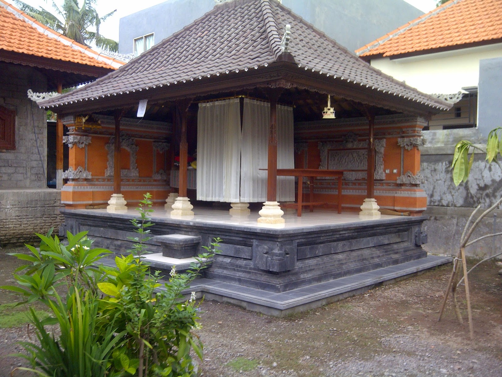 Arsitektur Tradisional Bali: Bale Delod