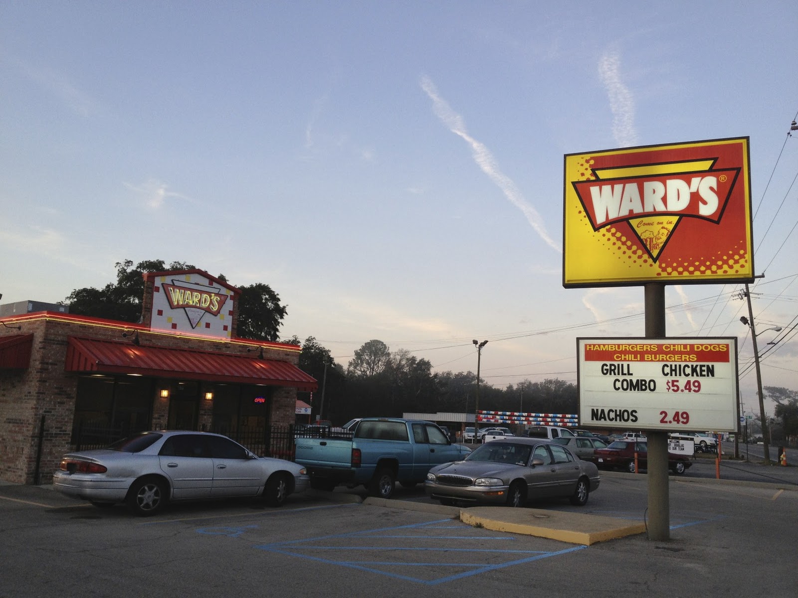 Cosmo's Root Beer Reviews: Ward's Root Beer