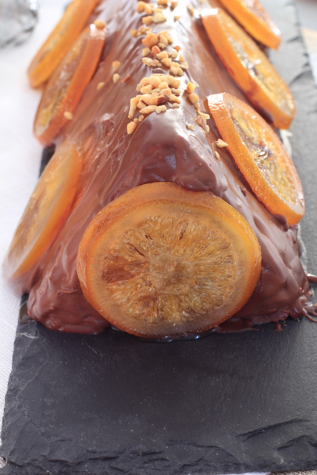 Une bûche de Noël aux 2 chocolats et à la mandarine / On dine chez Nanou