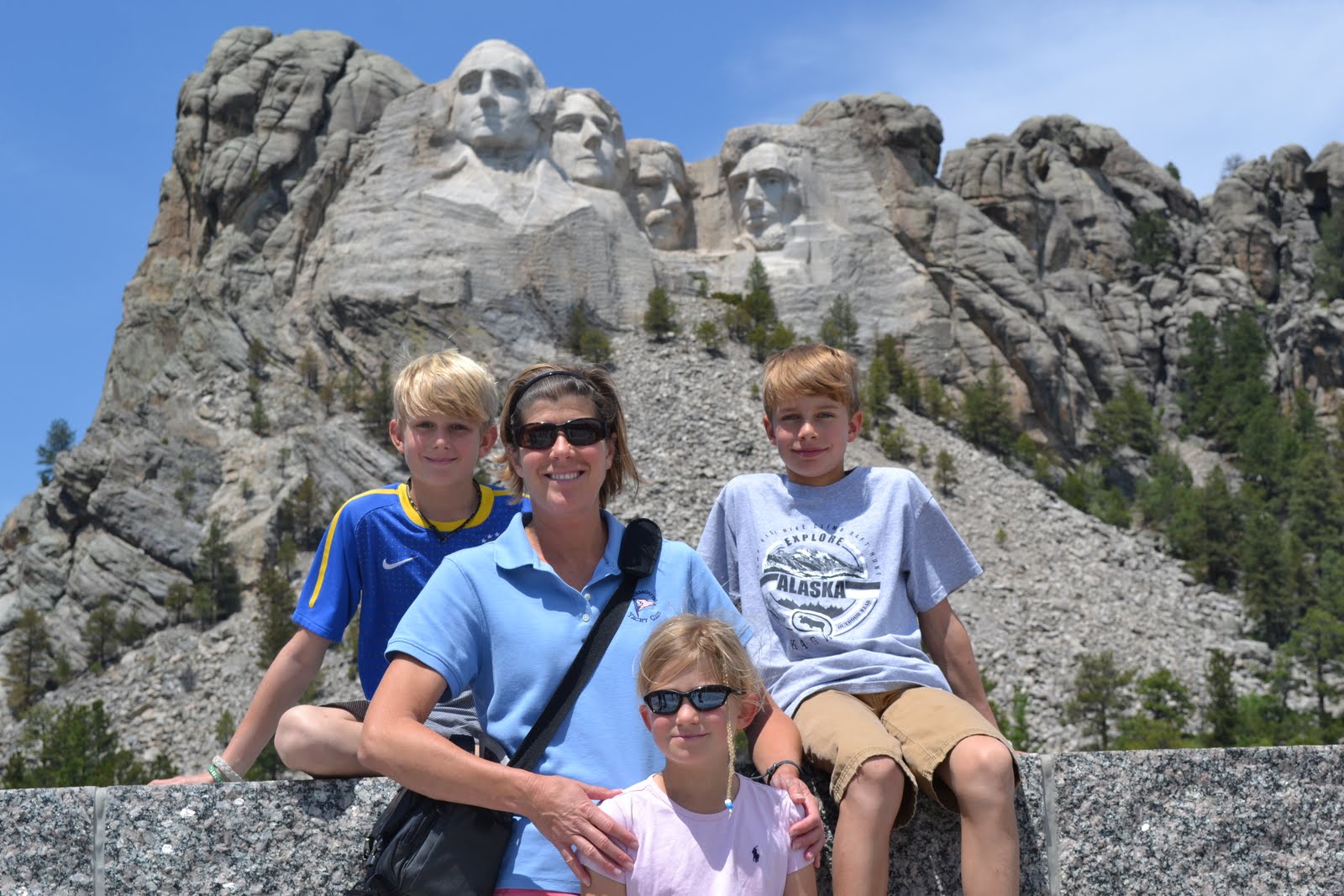 WanderLuff 2011: Crazy Horse, Mt. Rushmore, Badlands National Park ...