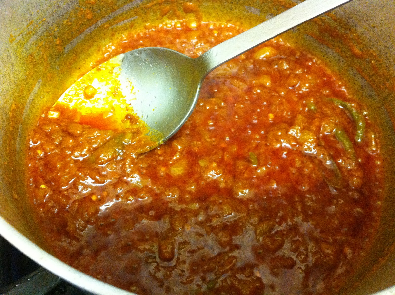 BANGLA KITCHEN: Cauliflower and Ayre fish curry