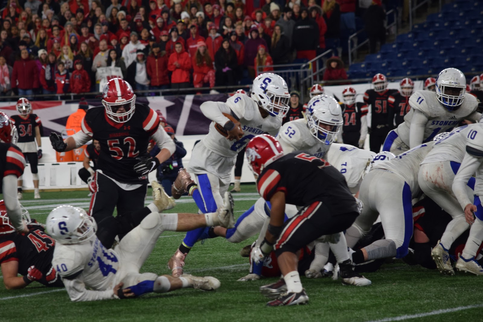 Suite Sports: PHOTO GALLERY: Stoneham vs Old Rochester in the D6 Super Bowl