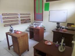 farmakognosi_adeje: GAMBAR RUANGAN LAB FARMAKOGNOSI
