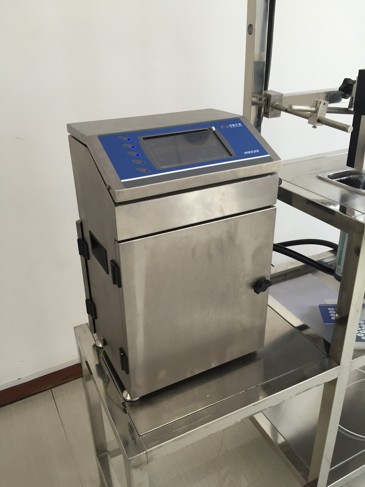 MAQUINAS CODIFICADORAS Y ETIQUETADORAS: EQUIPO CODIFICADOR INK JET