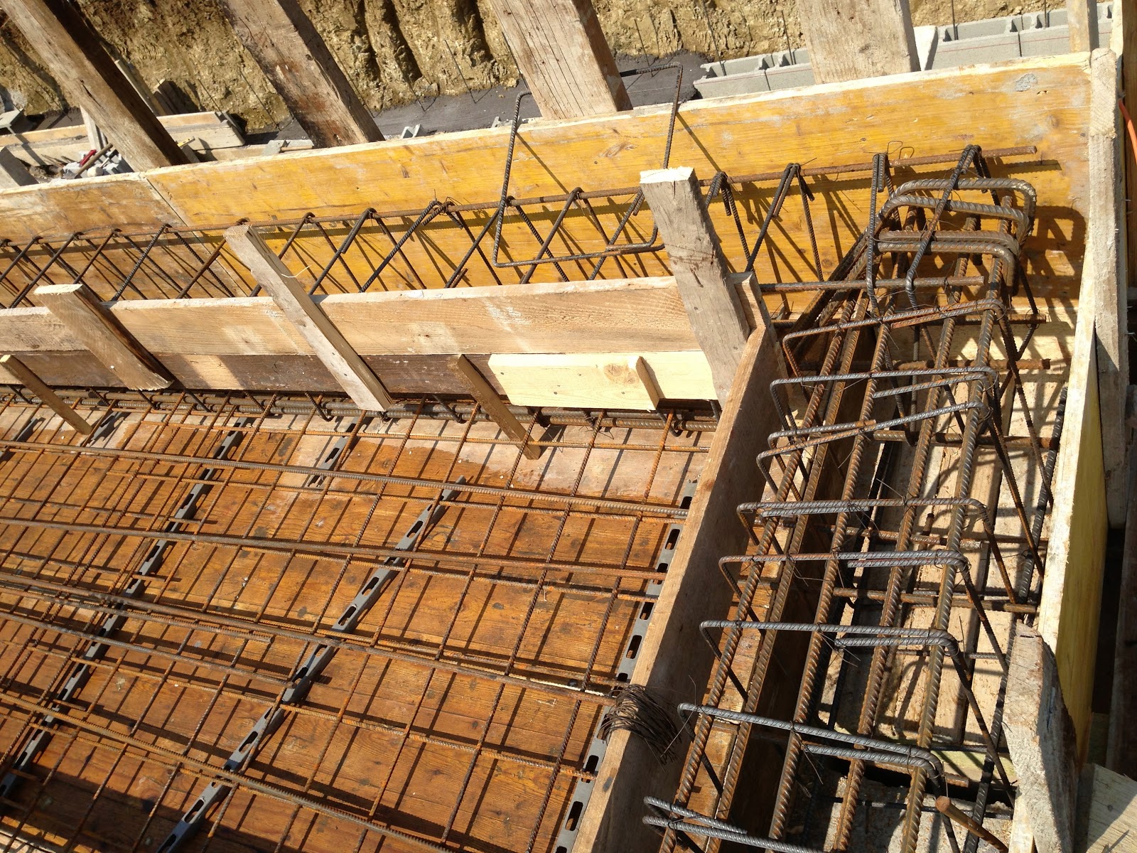 Burcsa Ingatlaniroda: Monolit vasbetonfödém készítése