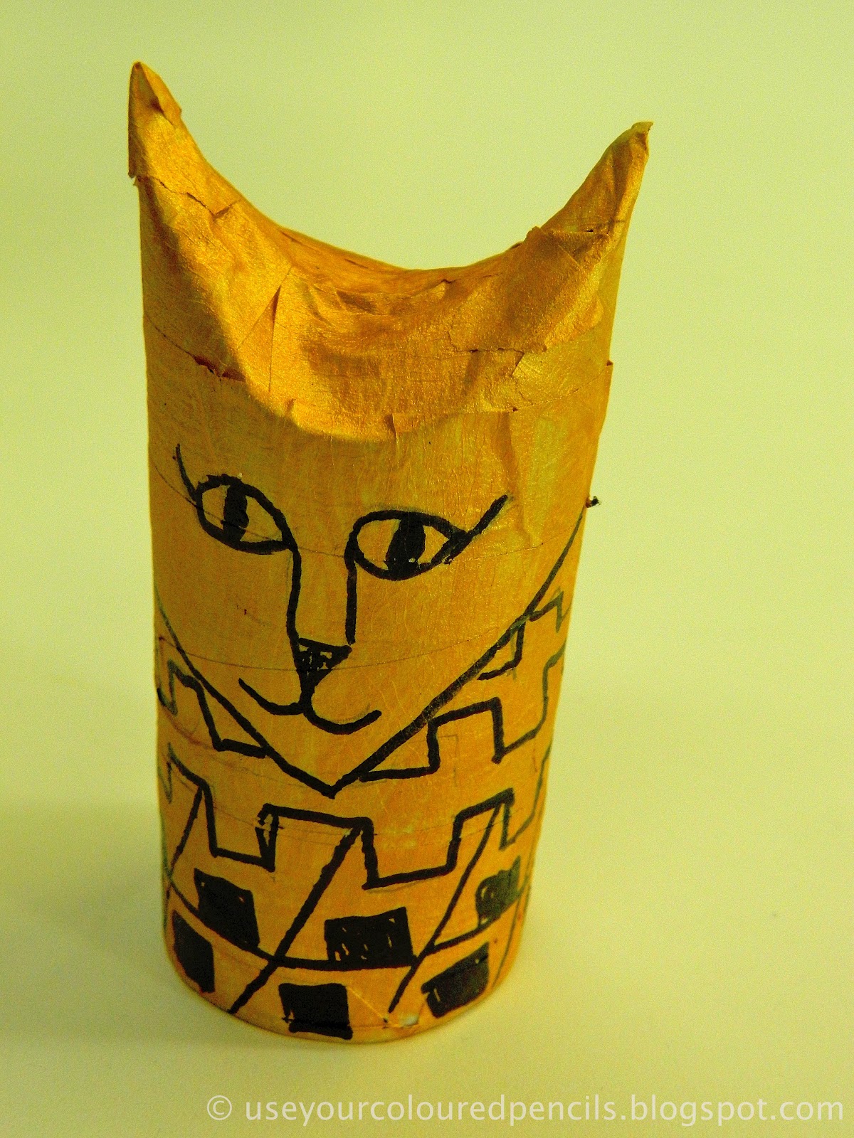 Use Your Coloured Pencils: Egyptian Cat Mummies