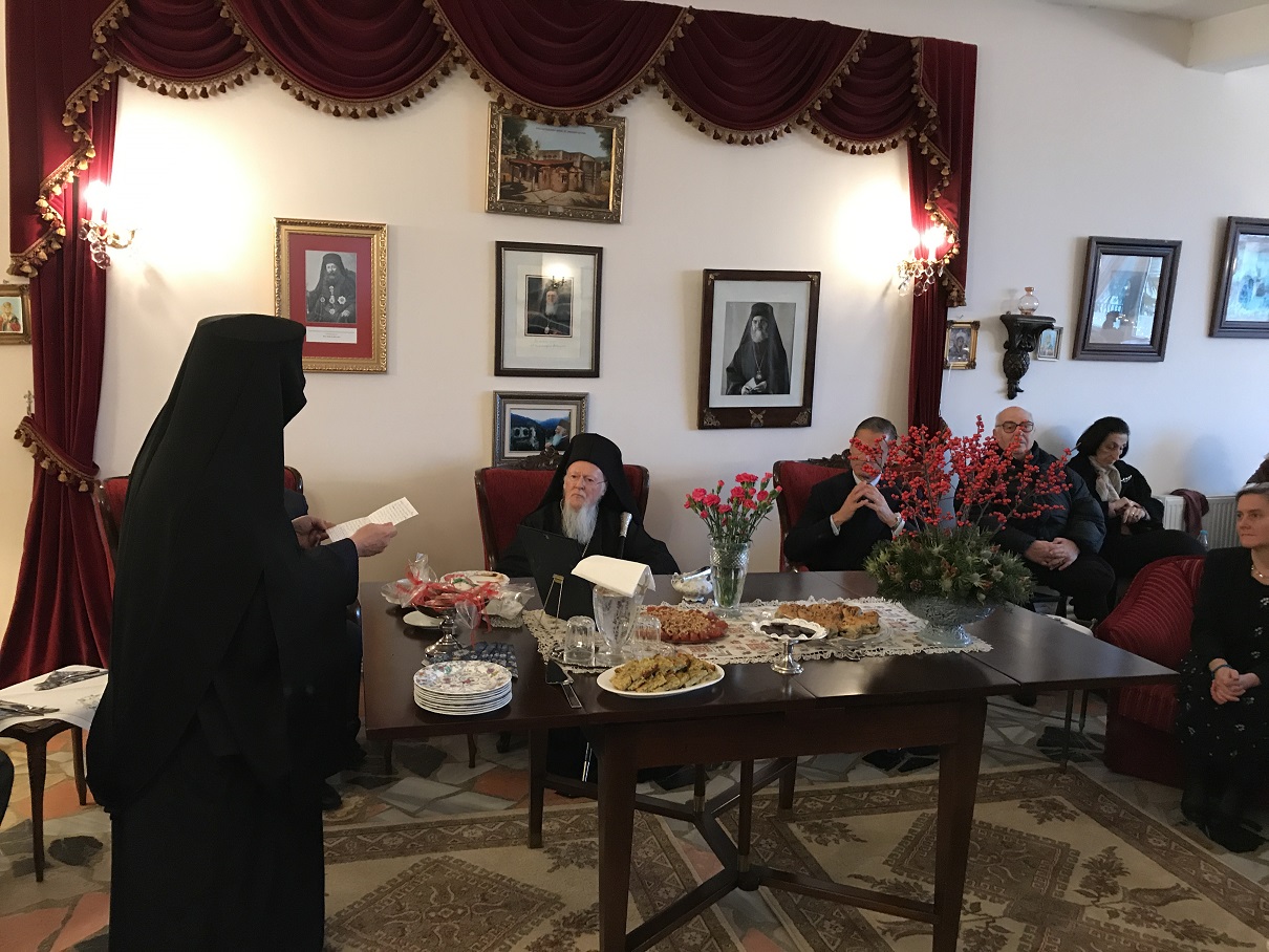 ΦΩΣ ΦΑΝΑΡΙΟΥ: Ο ΠΑΤΡΙΑΡΧΗΣ ΣΤΟΝ ΑΓΙΟ ΝΙΚΟΛΑΟ ΝΕΟΧΩΡΙΟΥ (ΦΩΤΟ)