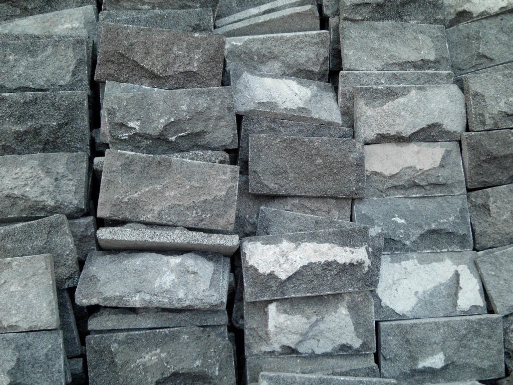 batu candi ( lava stone)