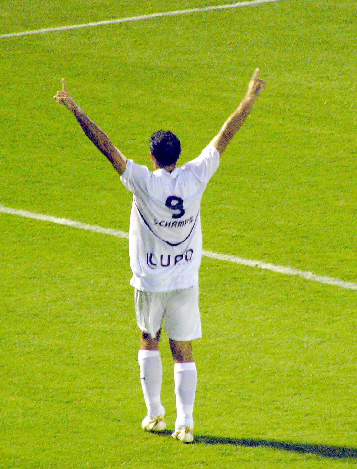 FINAZZI MARCA DOIS E GARANTE VITÓRIA DO BRAGANTINO