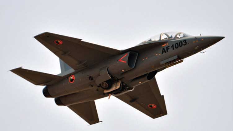 Mais do mesmo...FAU segue de olho no jato L-15 Falcon