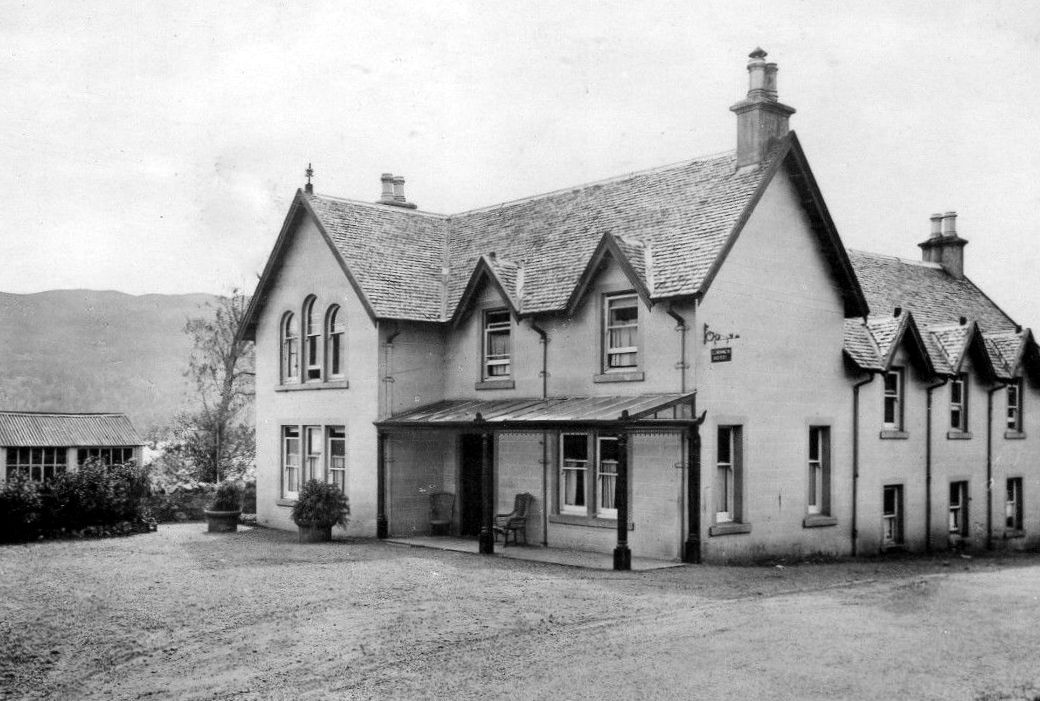 Tour Scotland: Old Photograph Corpach Hotel Fort William Scotland
