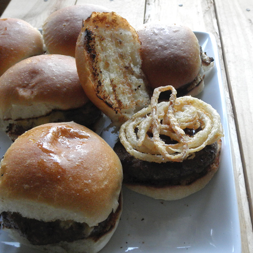 Food Pusher: Perfect Little Sliders