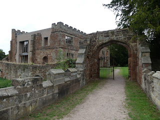 Ragged Robin's Nature Notes: Astley Castle