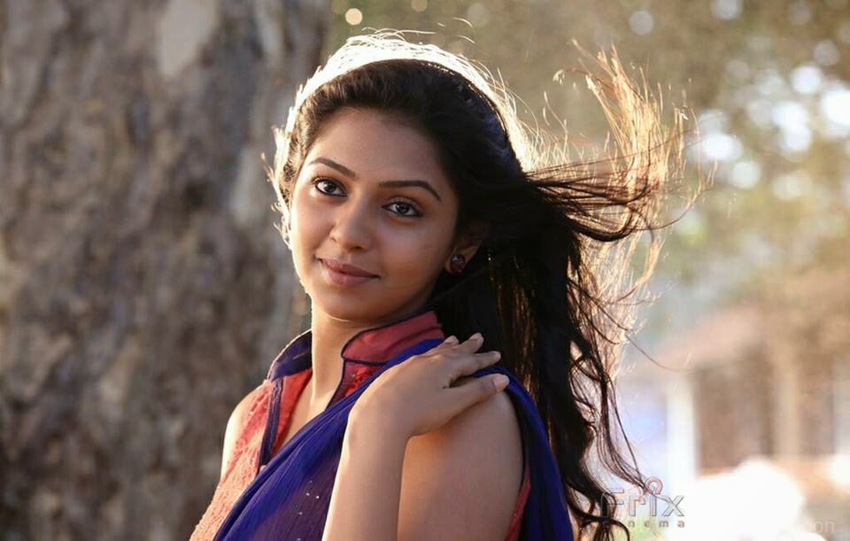Lekshmi menon latest stills in Avatharam movie « FRIX CINEMA