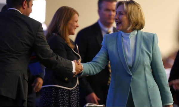 Body Language & Emotional Intelligence: Nonverbal Communication ...