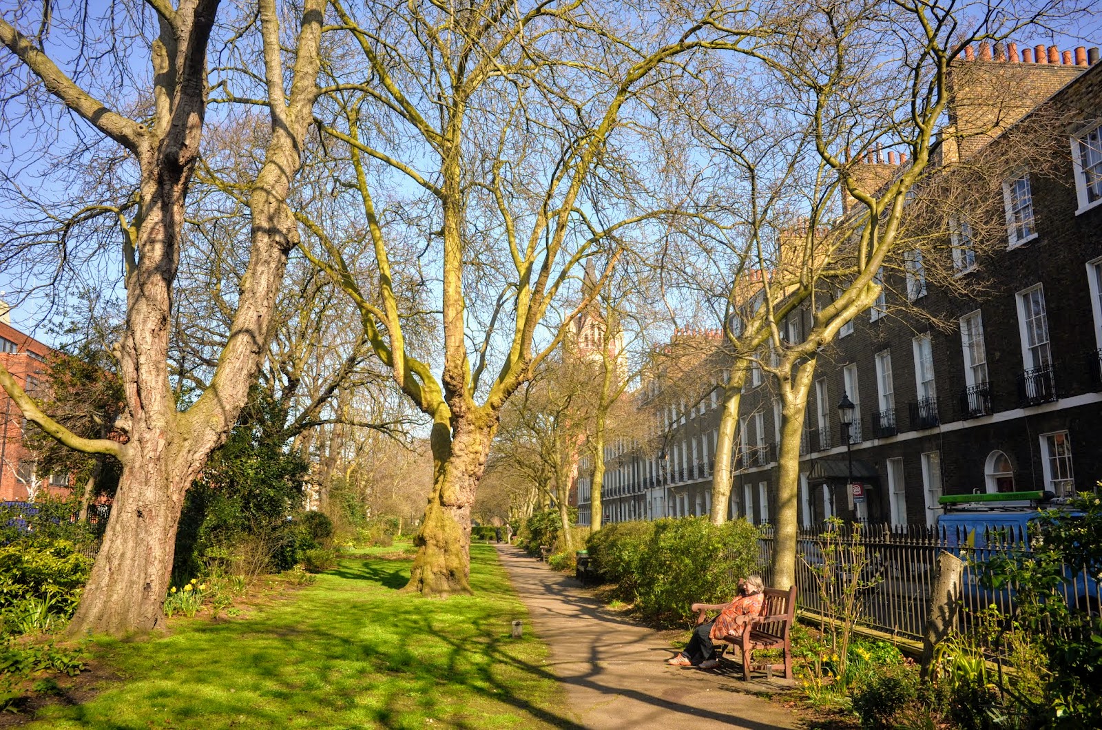 Layman's London: Compton Terrace Gardens, Islington, North London