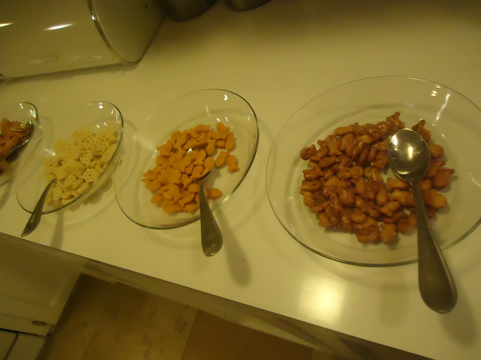 Pretty Cool Preschool: Hungry Bear Snack Mix