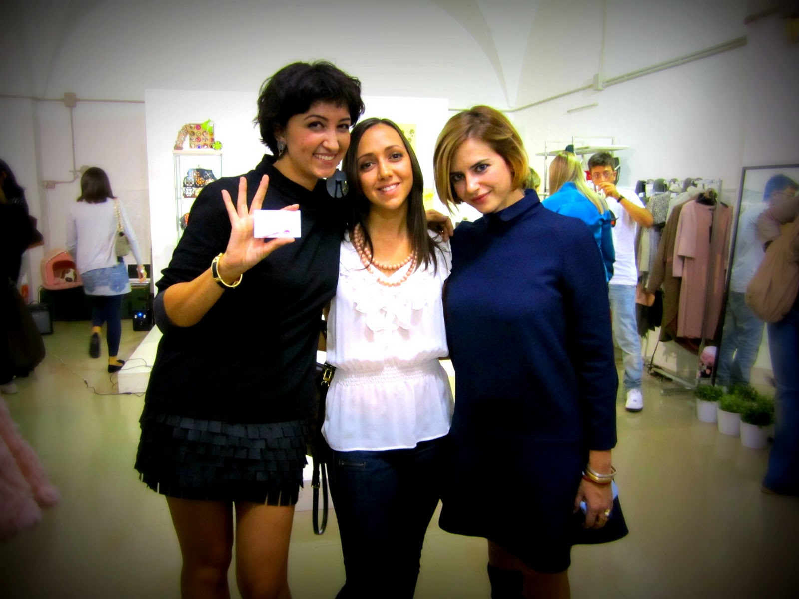 très (très) Chic: Gira la moda - Un pomeriggio con Carla Gozzi / An ...