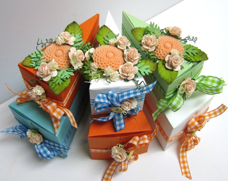 Dawns Craft Place: Beautiful Cake Slices from Creative Cuts & More