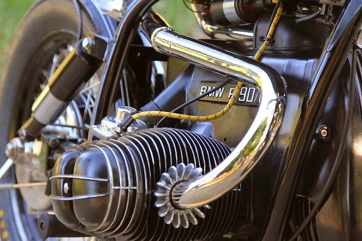 CBMW Bobber by Spirit Lake Cycle - RocketGarage - Cafe Racer Magazine