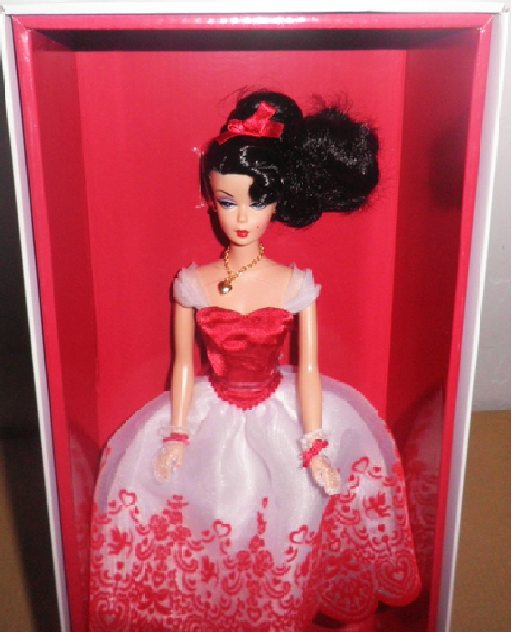 Imagens Reais: Cupid’s Kisses Barbie Doll. - Barbie My Fashion Doll